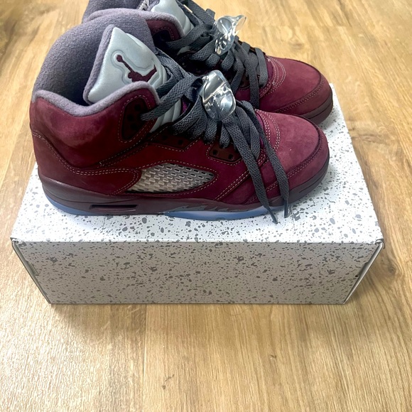 Jordan | Shoes | Air Jordan Retro Se | Poshmark